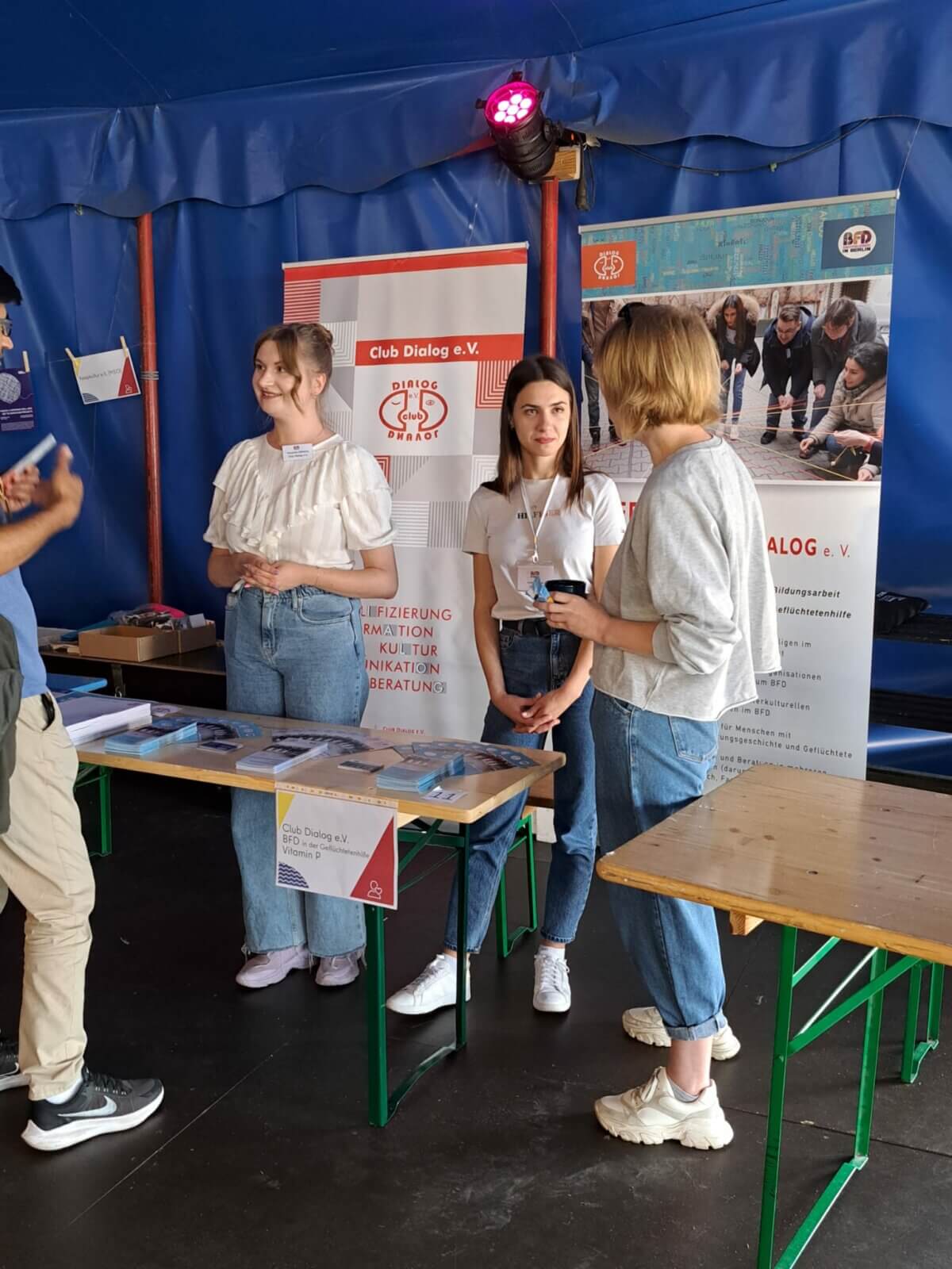 Ehrenamtstag für Flüchtlingsangelegenheiten – Club Dialog